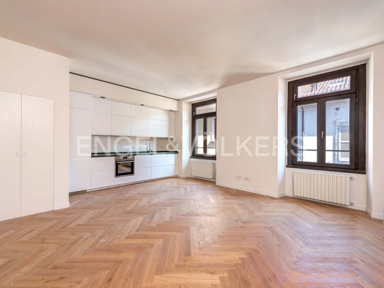 1 bedroom Apartment for sale in Lecco, Italy No. 125884 | Global Properties