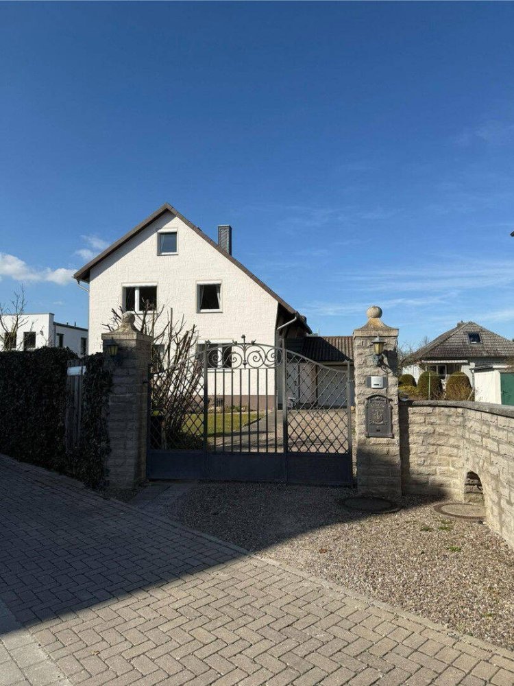 4 Schlafzimmer Haus zum Verkauf in Hanover, Germany, Nr. 278819 | Global Properties