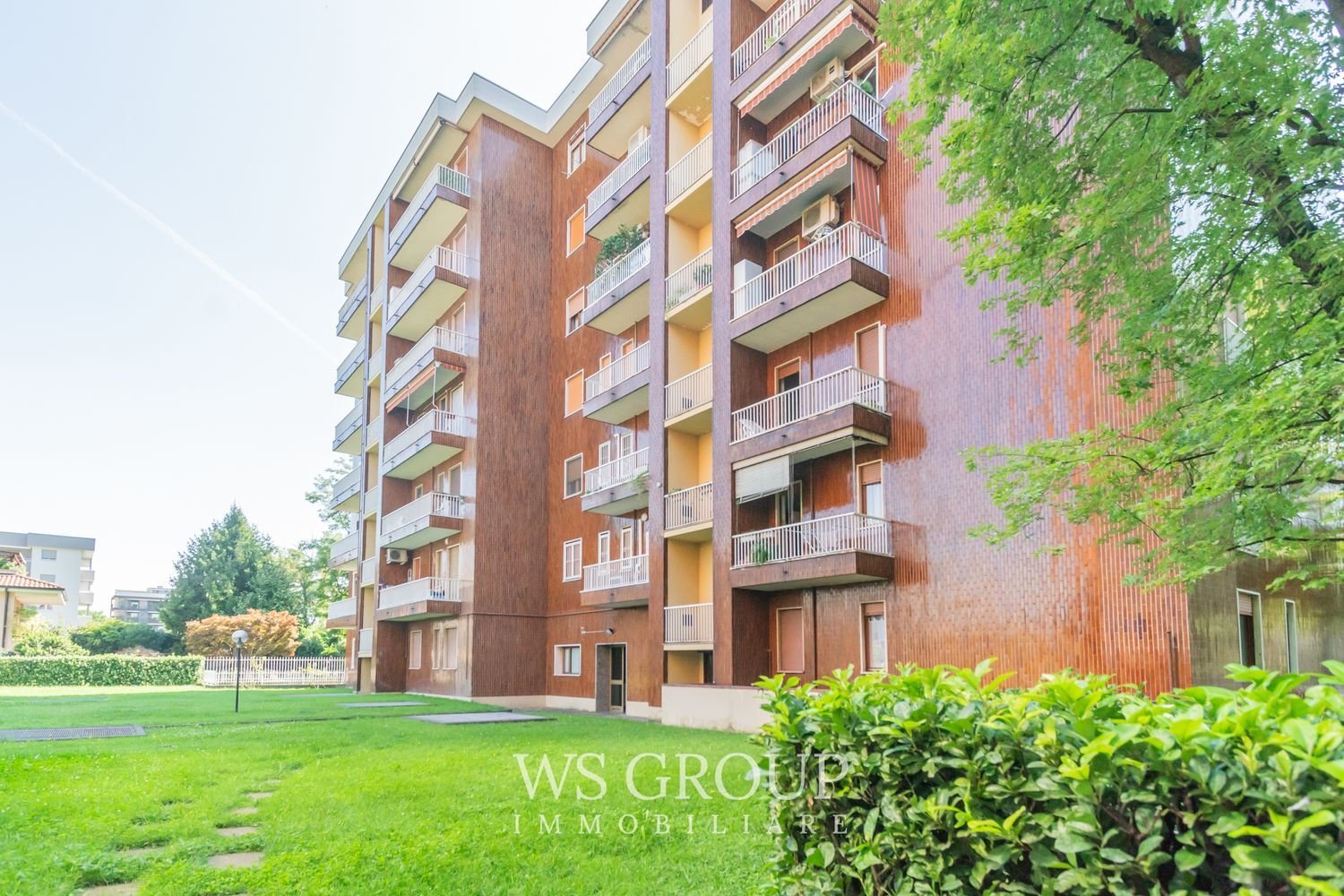 3 bedrooms Apartment for sale in Monza, Italy No. 392611 | Global ...