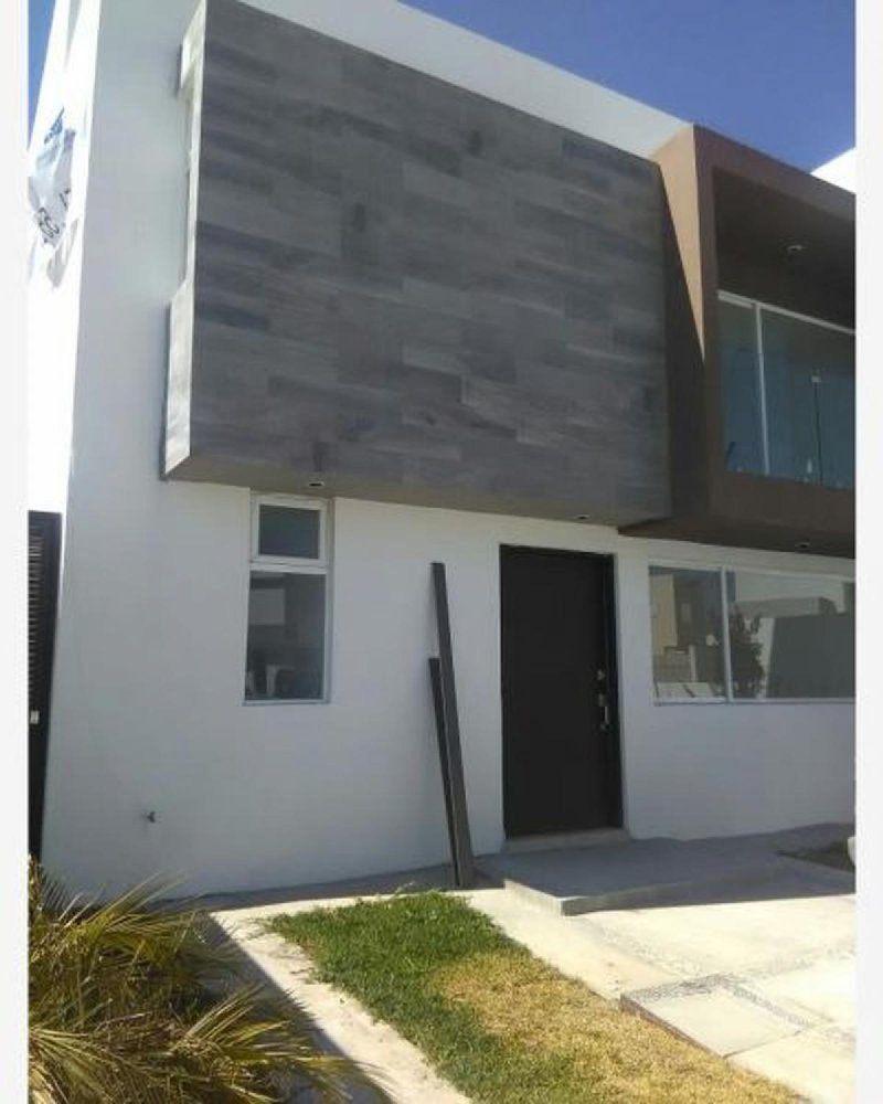 Casa de 3 dormitorios en venta en Querétaro, Mexico por Properati No. 84423 | Global Properties