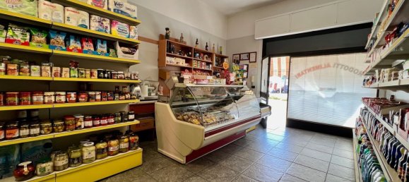 45m² Commercial property for sale in Neive, Italy No. 59111 | Global ...